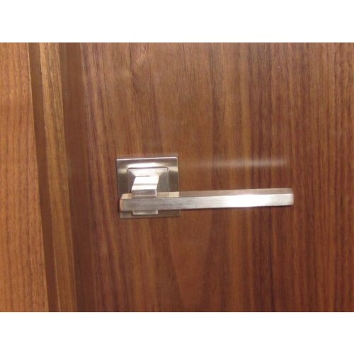 SSL1402SSS Square Lever Door Handles on Stainless Steel Square Rose ...